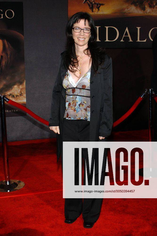 Elizabeth Berridge Hidalgo