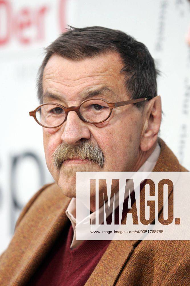Schriftsteller Günter Grass (GER) anlässlich der Präsentation seines ...