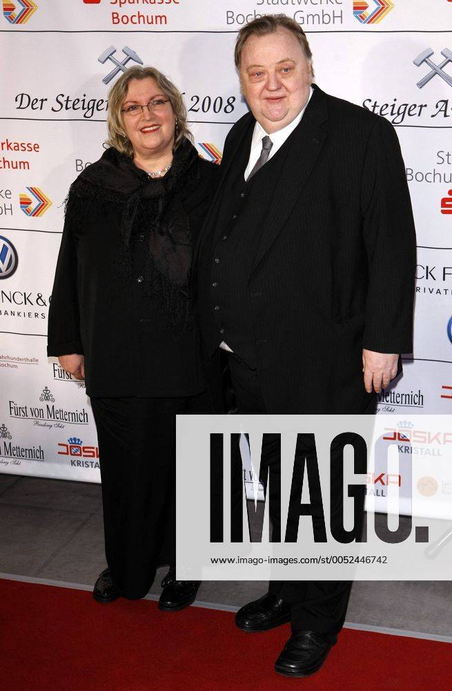 Schauspieler Dieter Pfaff mit Ehefrau Eva Maria anlässlich des Steiger ...