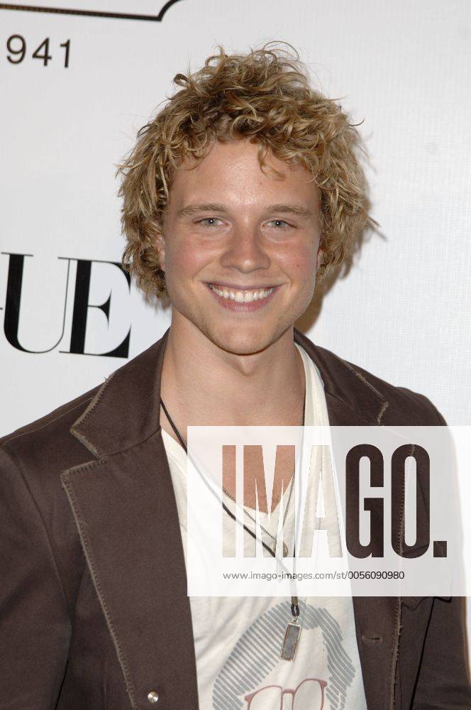 Jonny Weston Curly Hair