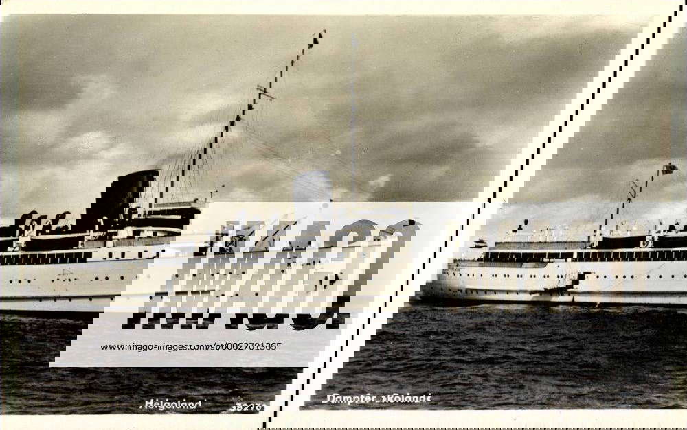 Helgoland, Blick auf den Dampfer Roland,Lloyd Bremen !AUFNAHMEDATUM
