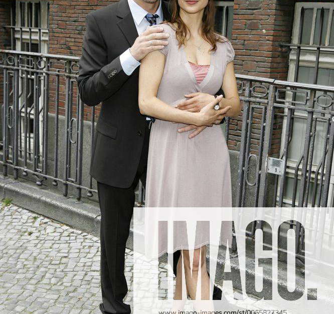 David C Bunners Und Suzan Anbeh Am Set Des Sat 1 Erotikdrama Ich Liebe