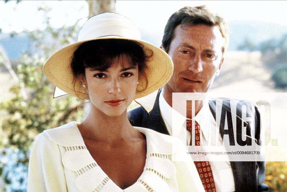 Rachel Ward Thorn Birds BRYAN BROWN RACHEL WARD THE THORN BIRDS 8X10