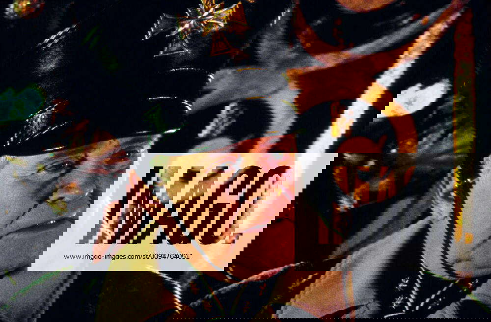 Kenneth Branagh Hamlet Shakespeare Lives Through Kenneth Branagh On