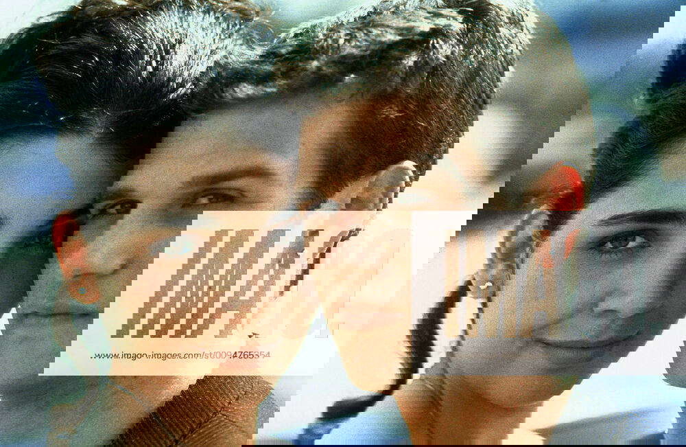 Mark Kassen Ara Celi & Mark Kassen Characters: Lola & Mike Greenbaum