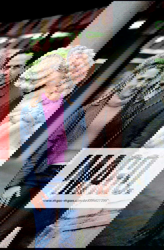 Bitty Schram Amazon.de: Tom Hanks Und Bitty Schram In "Eine Klasse