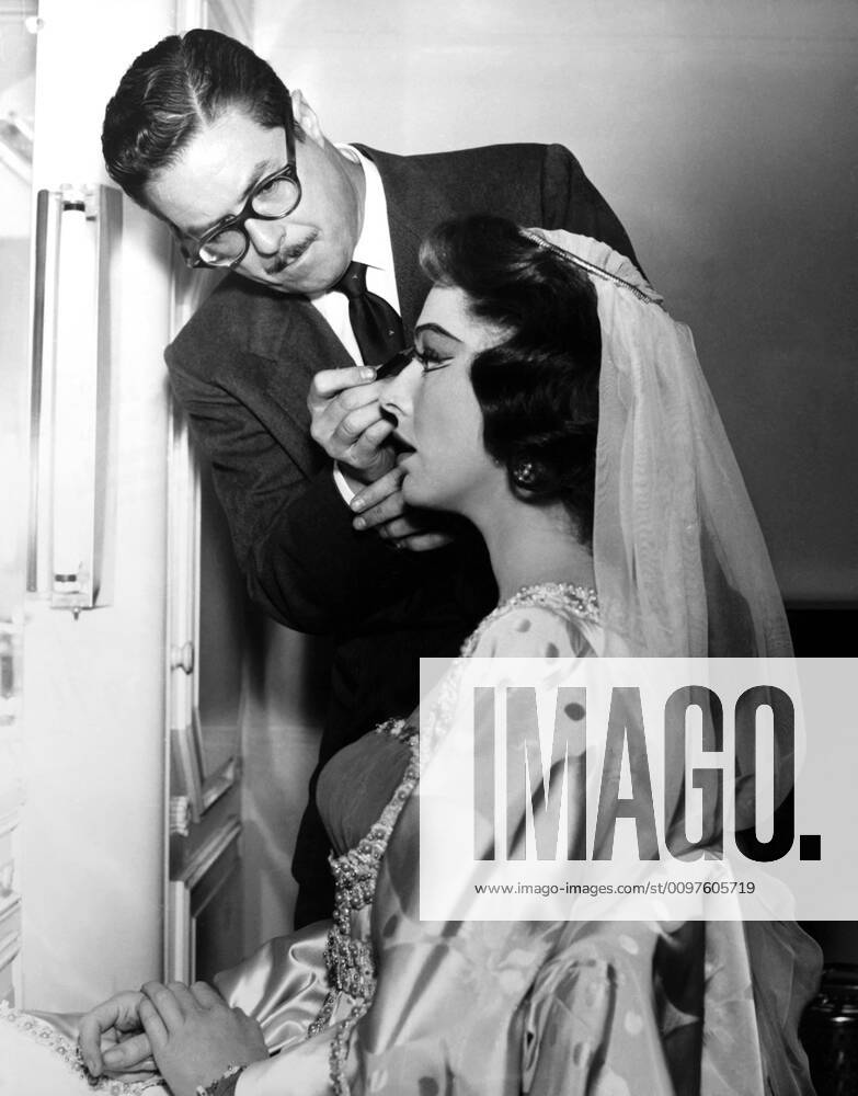 William Tuttle Makeup Artist - Mugeek Vidalondon