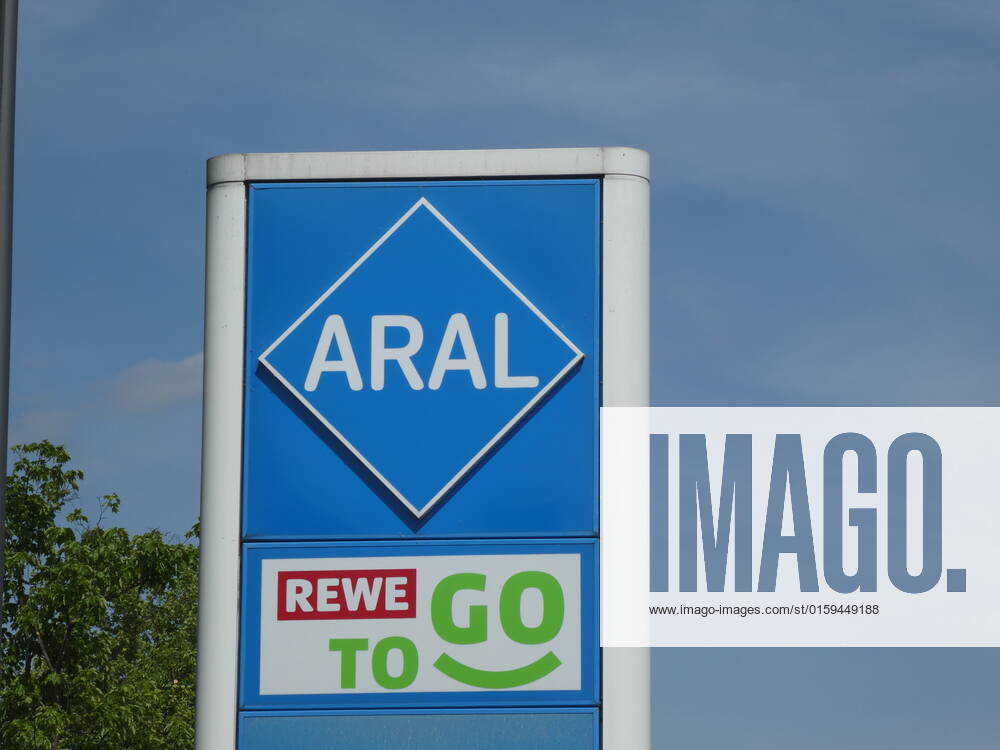 Aral Tankstelle Logo Aral Tankstelle Aral Logo Fotos Und