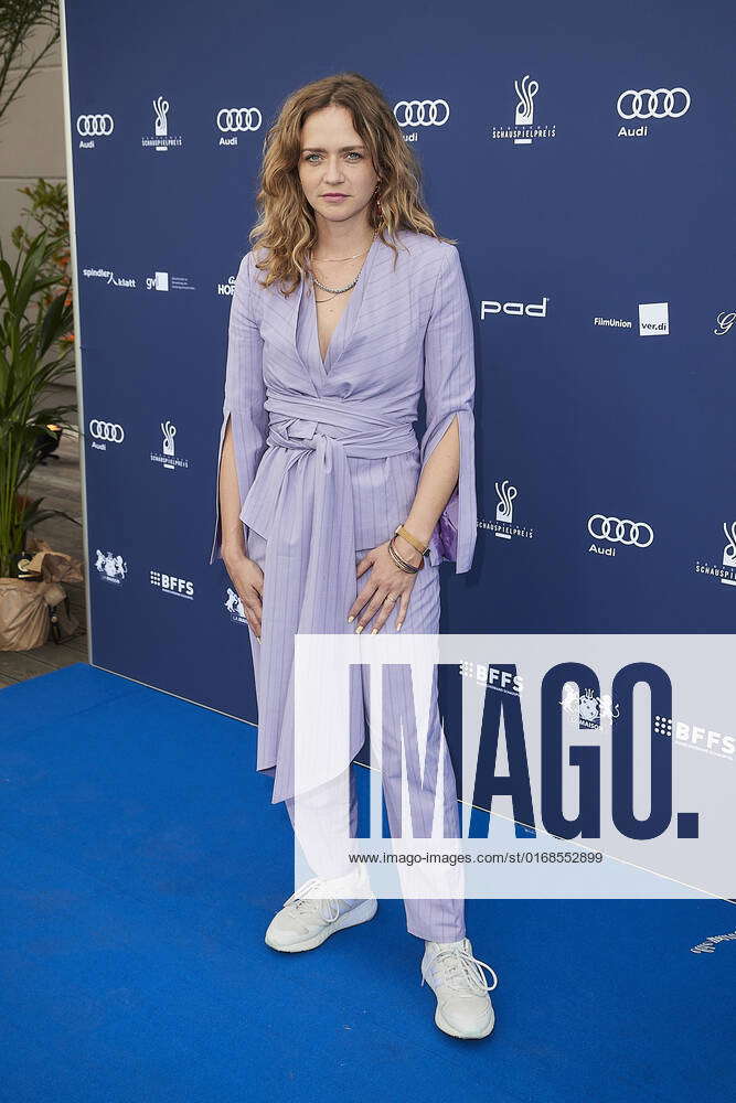 Verleihung Deutscher Schauspielpreis 2022 Sarina Radomski bei der ...