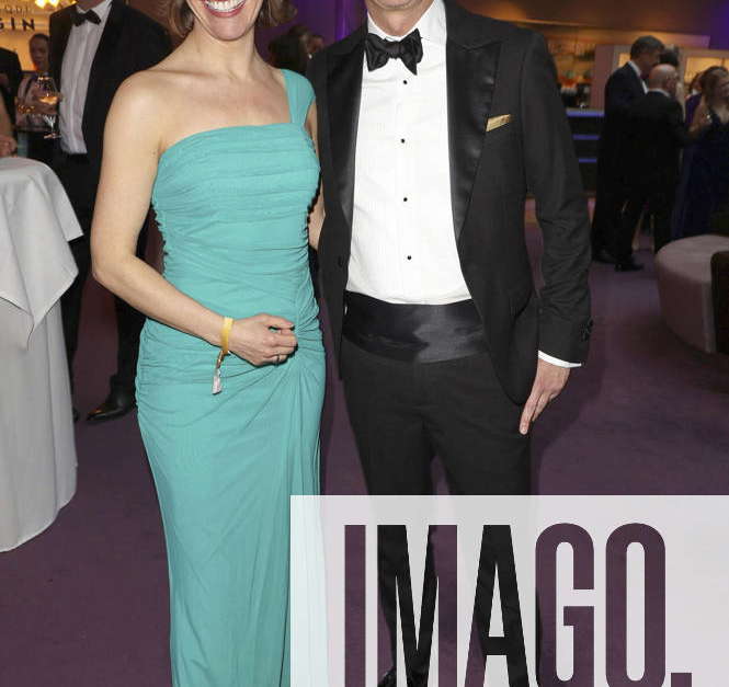 Anna Planken mit Ehemann Jens Gideon beim 25. Blauen Ball 2023 zu ...