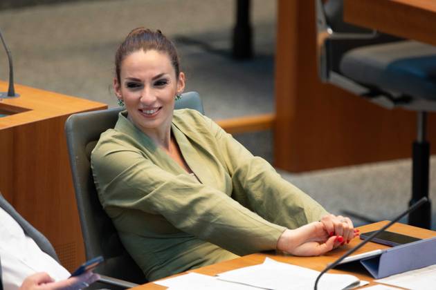 Enxhi SELI-ZACHARIAS, AfD-Fraktion, 19. Sitzung des Landtags Nordrhein ...